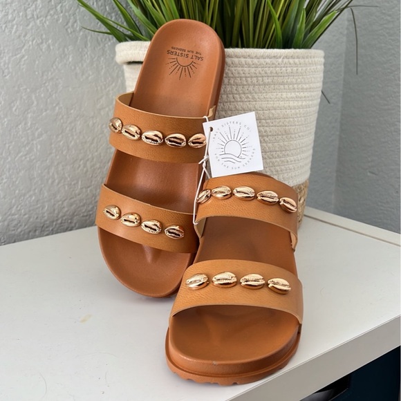 Shoes | Golden Seashell Sandals | Poshmark